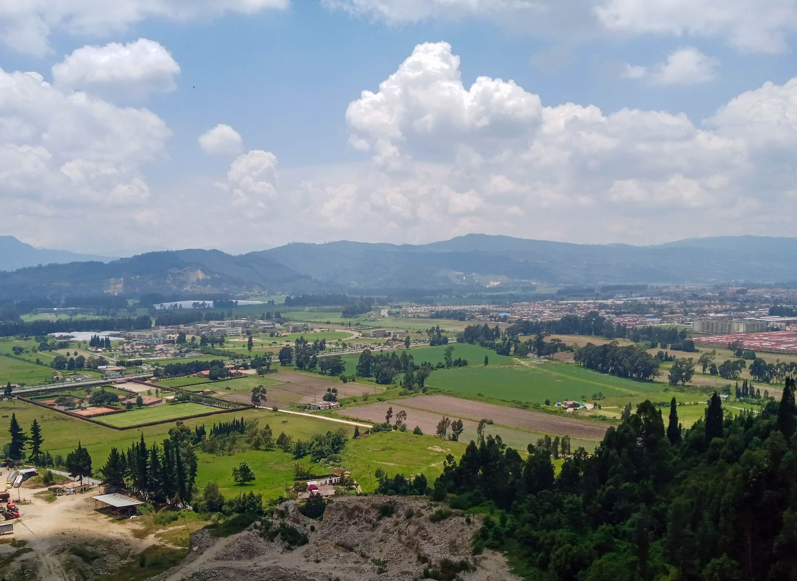 Kin and carta Colombia S.A.S en Cajicá, Cundinamarca