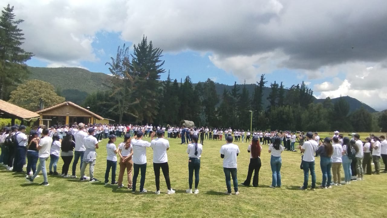 COLFONDOS SA PENSIONES Y CESANTÍAS